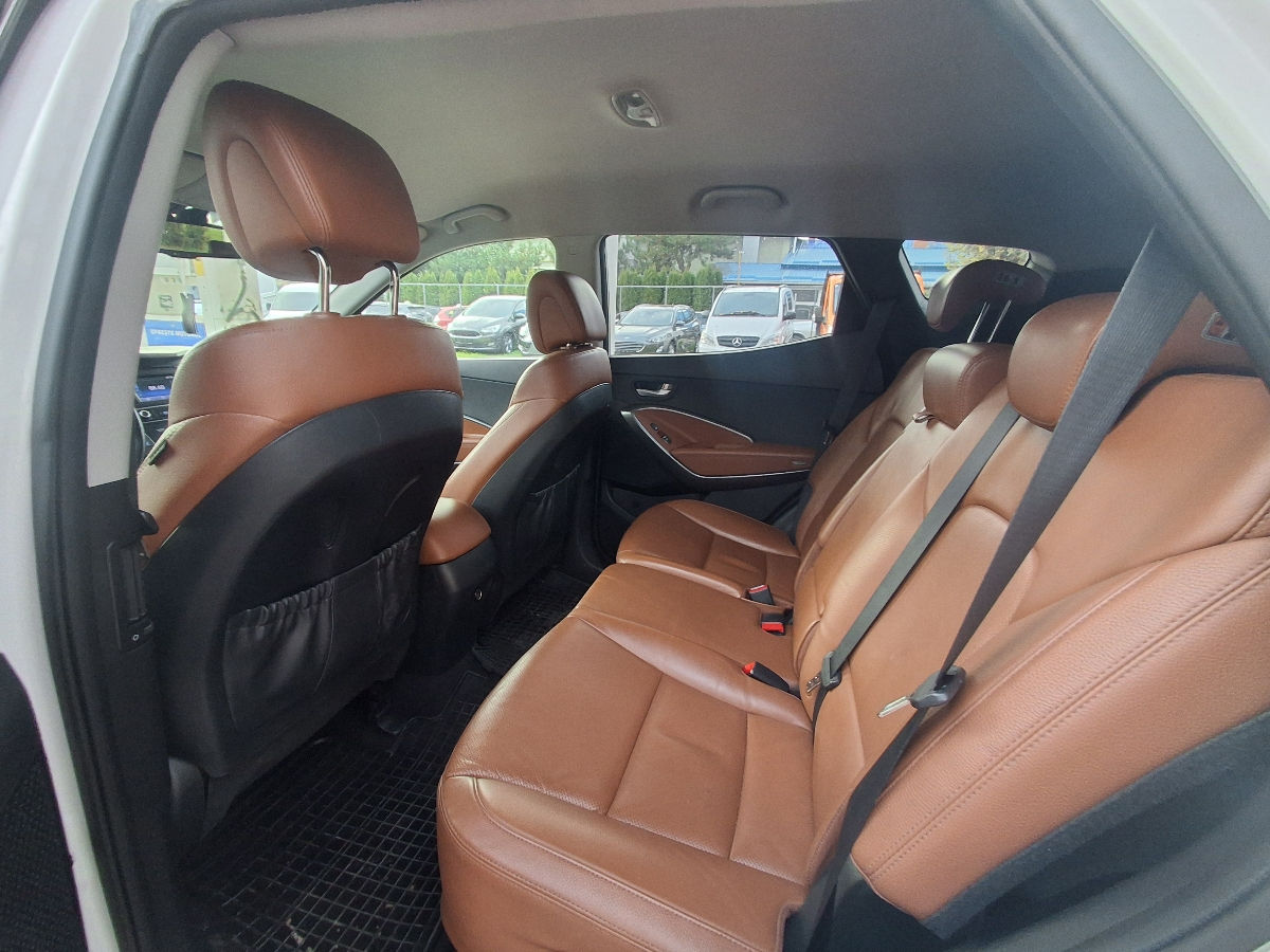 Hyundai Santa FE an. 2017 cu rulaj 164000 km, Diesel, 19499