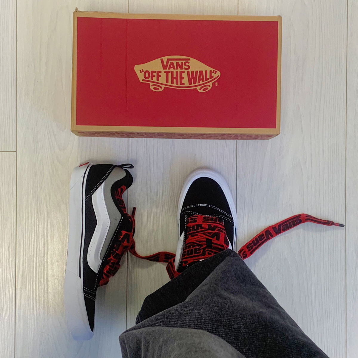 кроссовки Vans