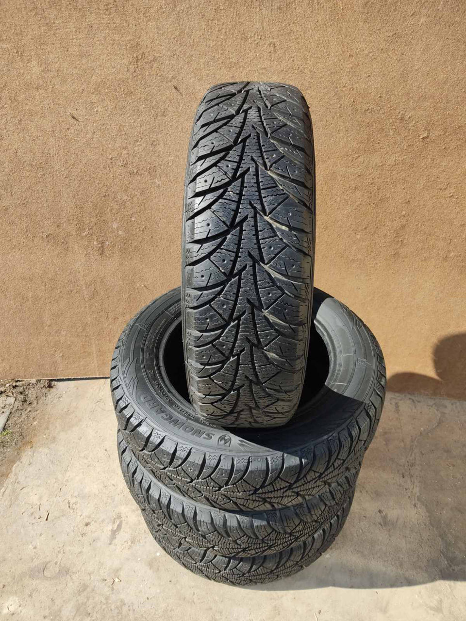 Продам шины на 14