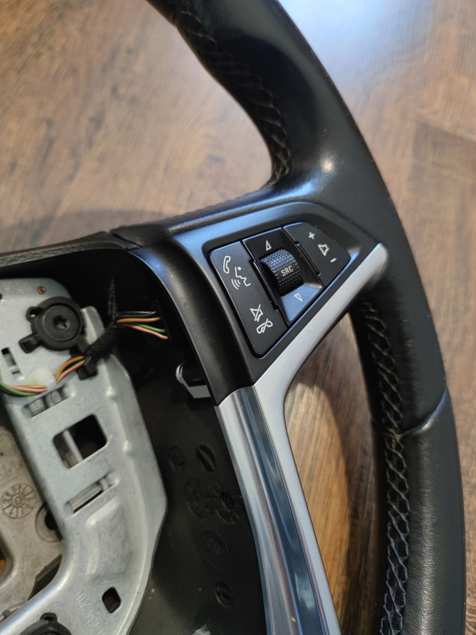 Vînd Volan Opel Astra J Zafira Mokka Meriva Insignia