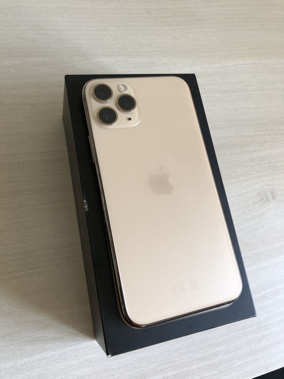 iPhone 11 Pro Gold