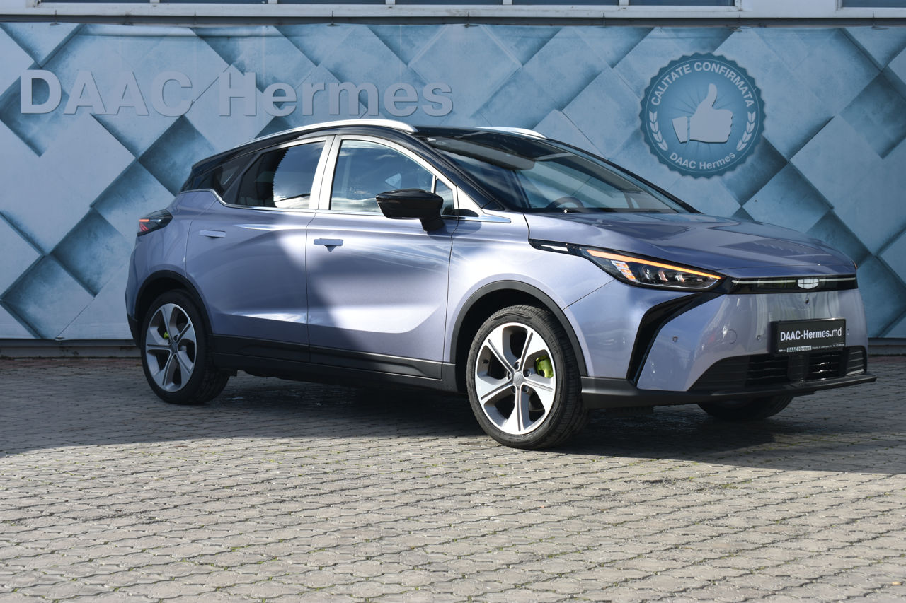 Geely Geometry C 2023 г. с пробегом 6700 км, Электричество, 16500