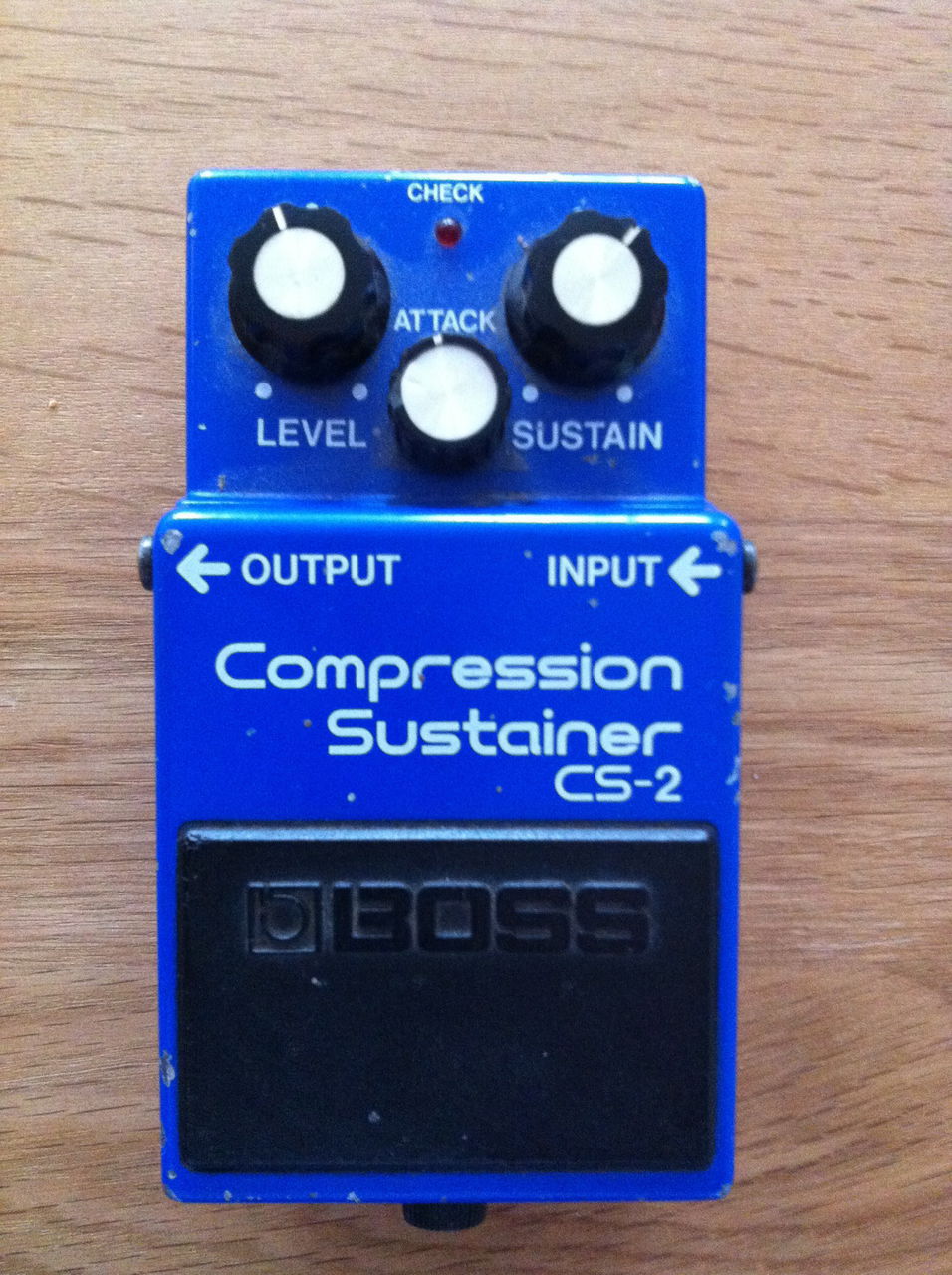 Винтажный Boss CS-2 Compressor