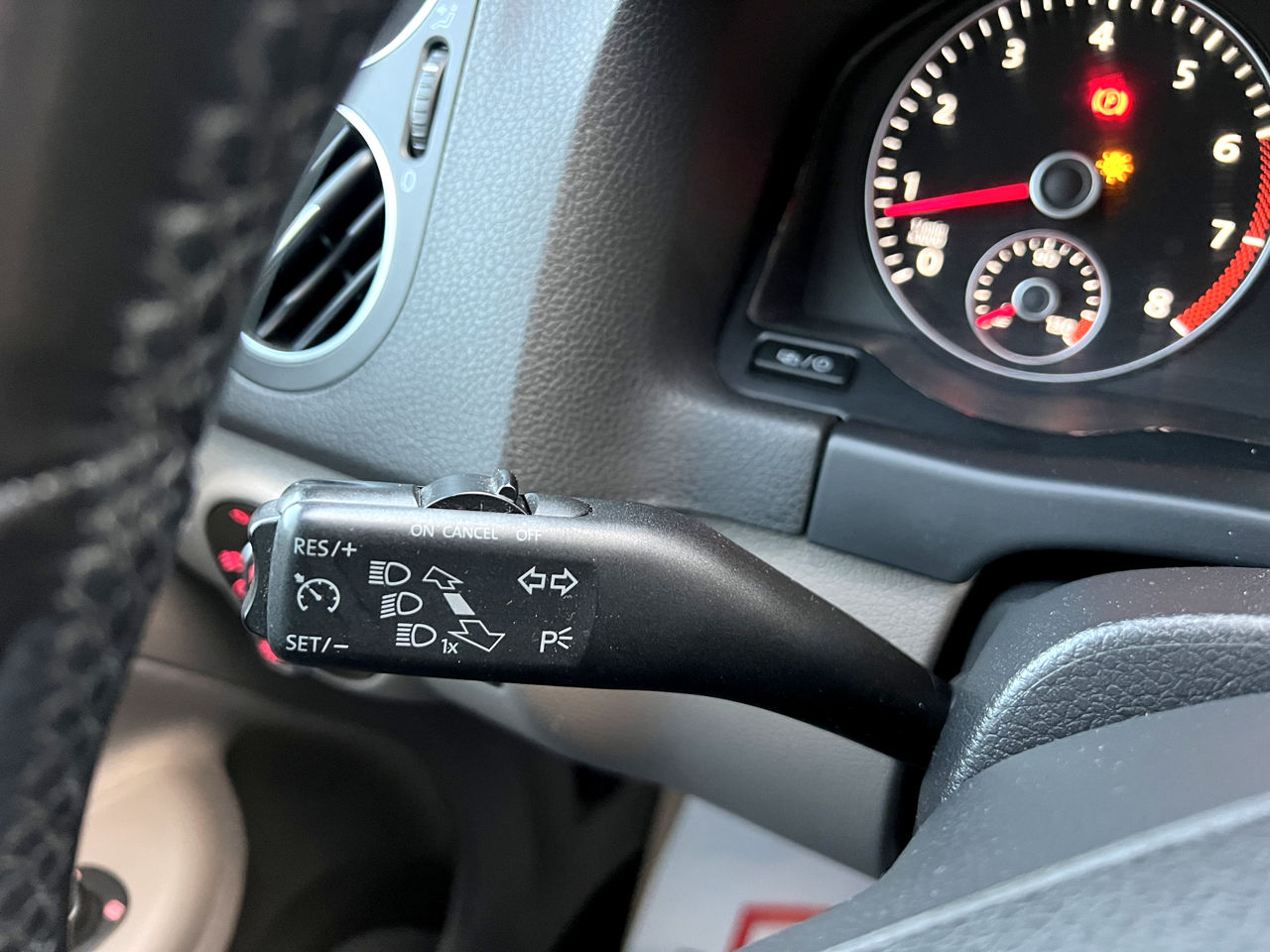 Volkswagen Golf Plus an. 2013 cu rulaj 177000 km, Benzină, 8399