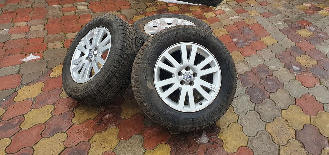 Discuri Originale Cu Cauciucuri Volvo XC90 235/65/17