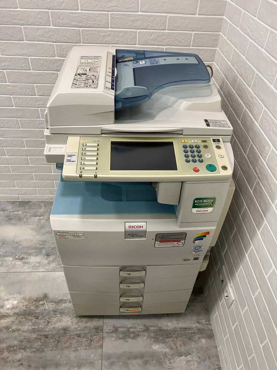 Copiator Laser Color A3 Ricoh Aficio MP C2051/формата А3лазерный копир ...