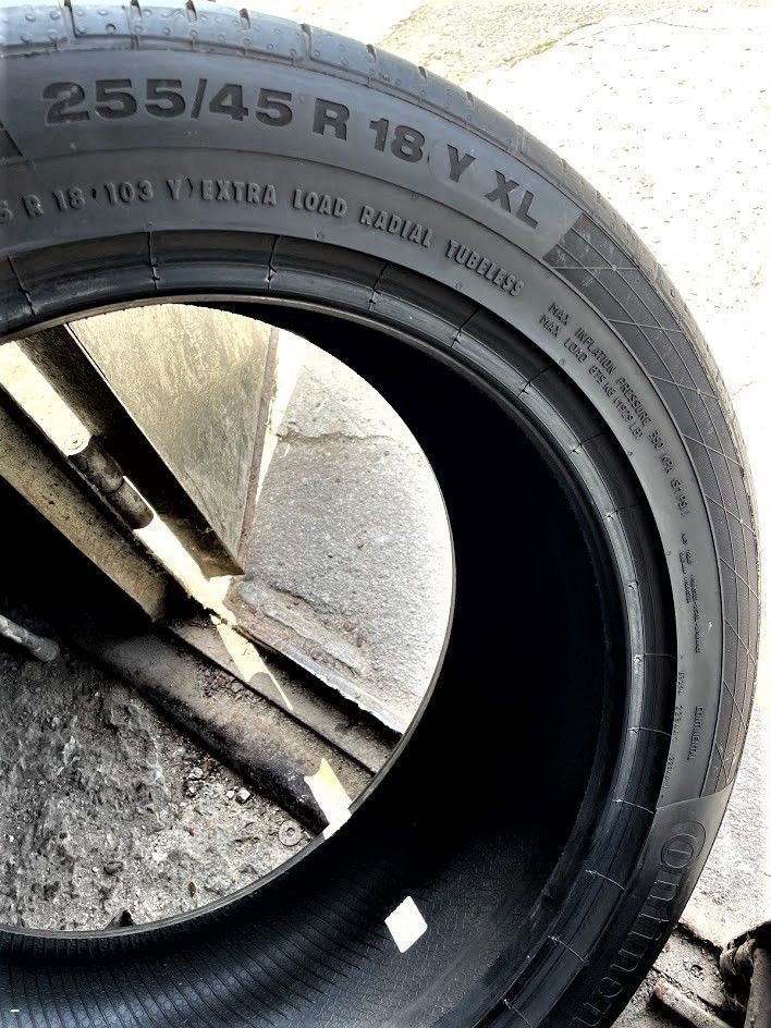 255 45 r18 Continental