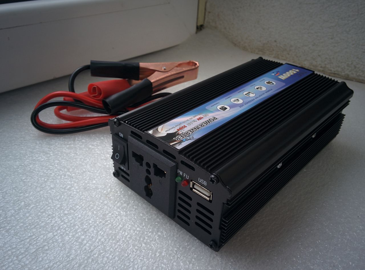 Преобразователь напряжения ( Инвертор) 12V-220V TBE 1000W Вт.+USB