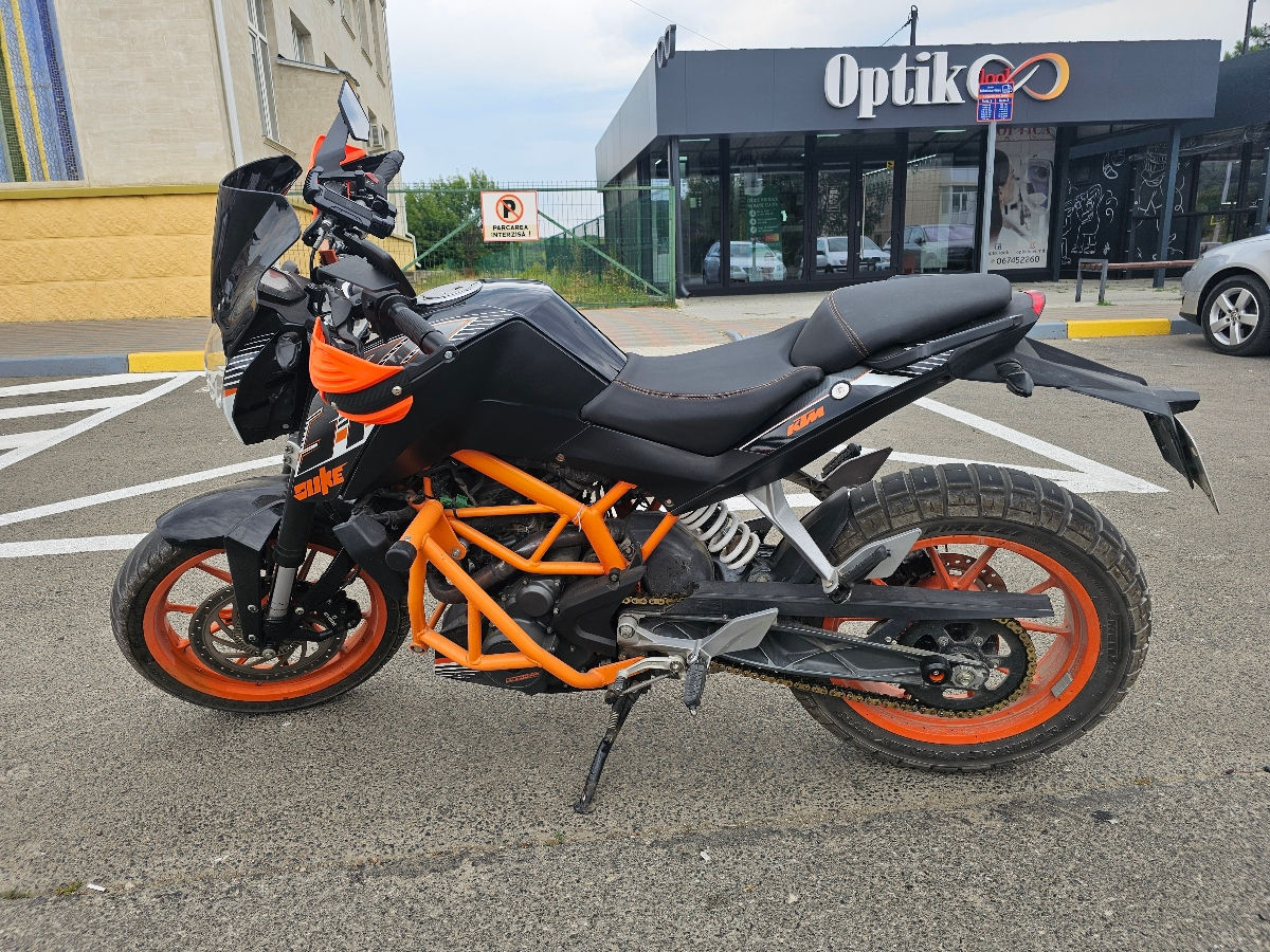 KTM duke 390 2016 г. с пробегом 14000 км, 2000