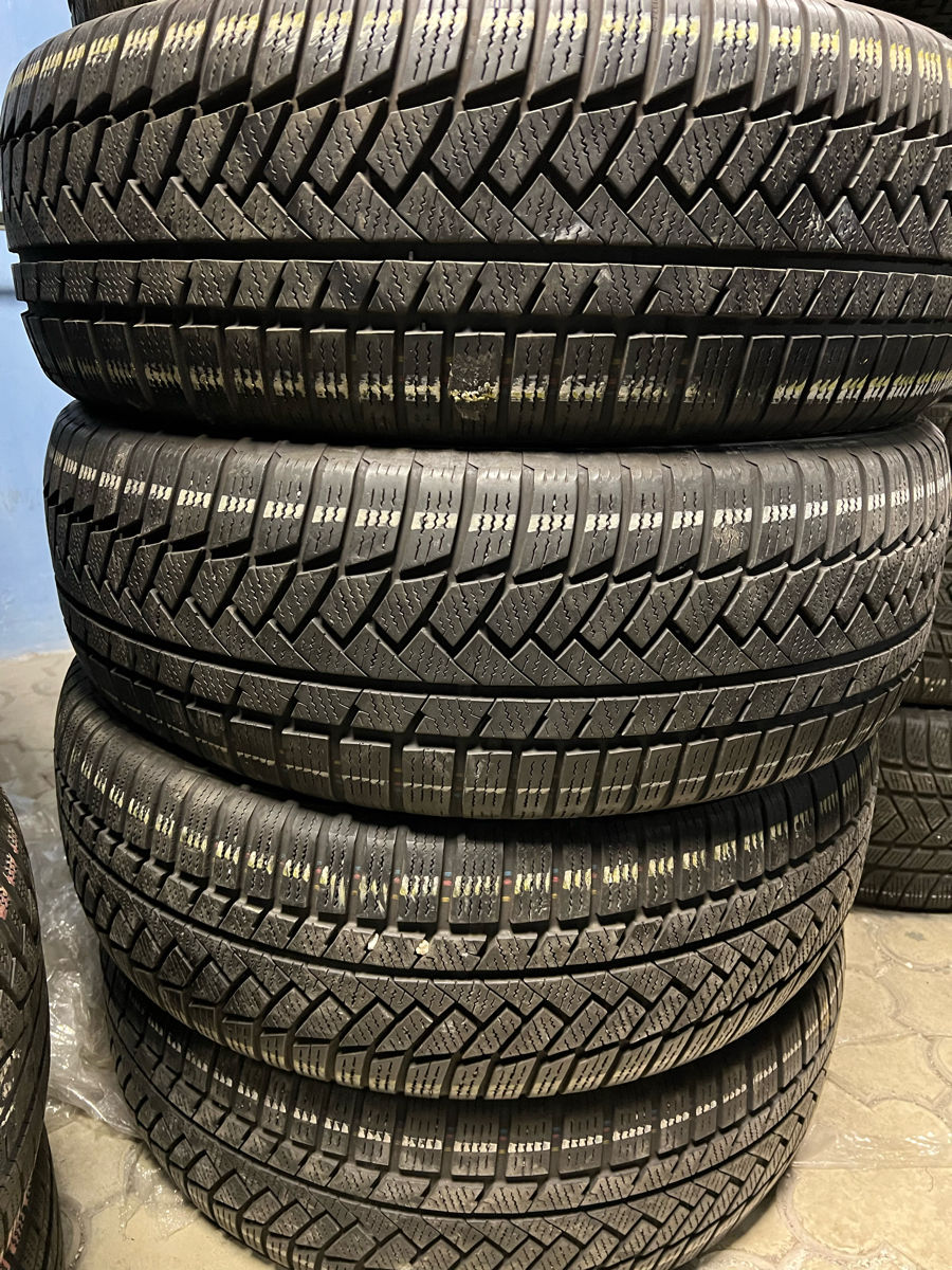 R19 235/55 Continental WinterContact