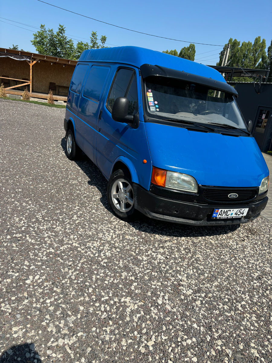 Ford Transit 1999 г. с пробегом, Дизель, 3350