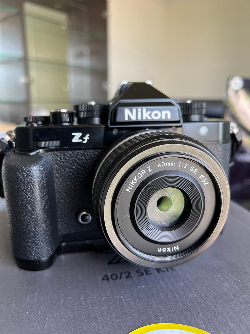 Nikon Zf kit 40mm f2