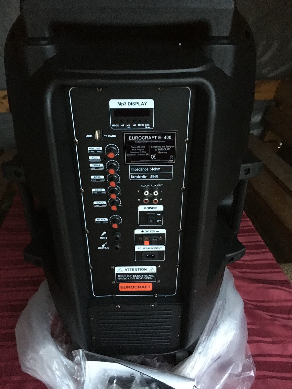 Boxa cu acumulator 2 microfoane la 15 Diumi 400 W ,Blueetooth,MP3 ...