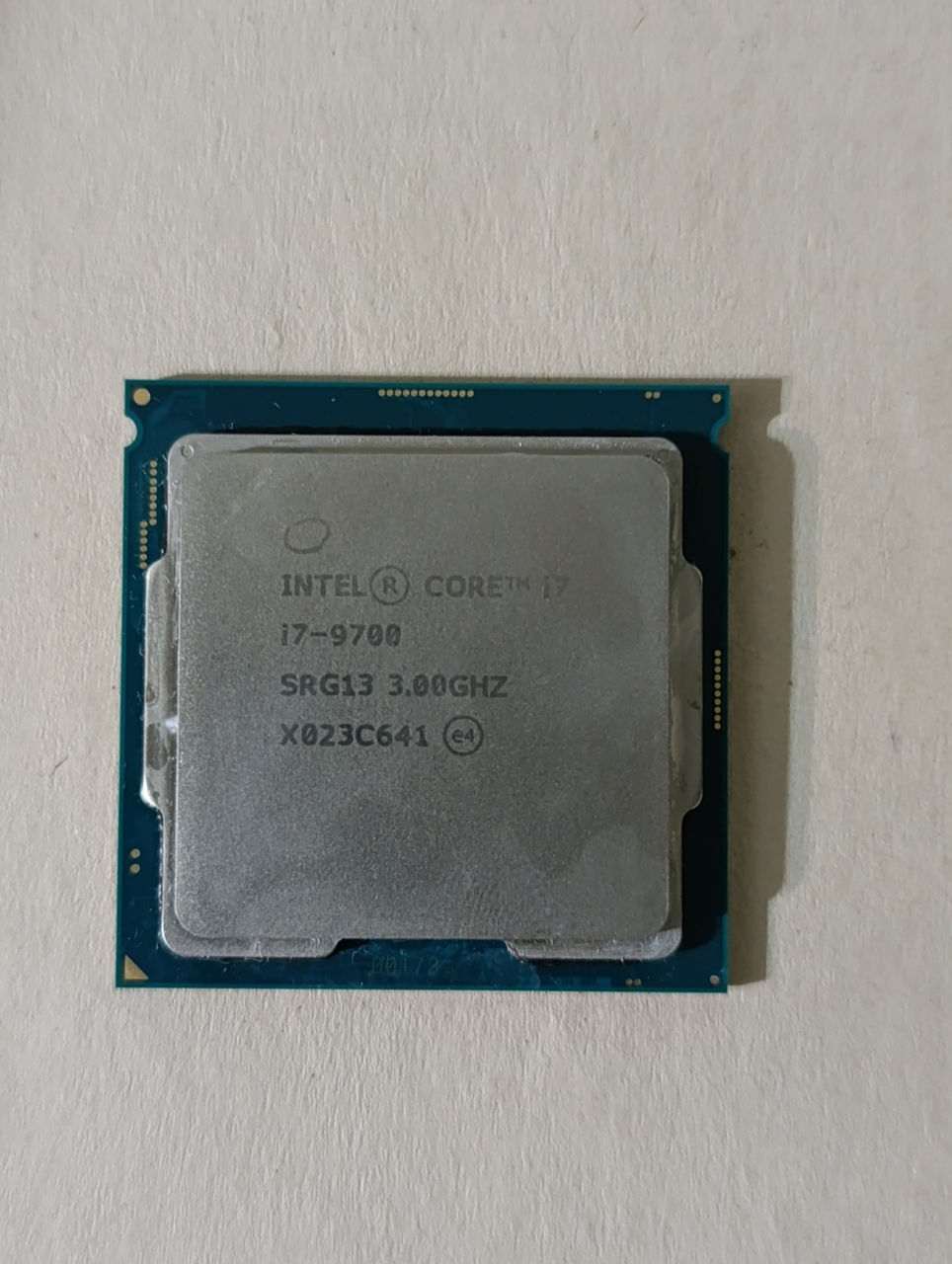 Продаю CPU I7-9700