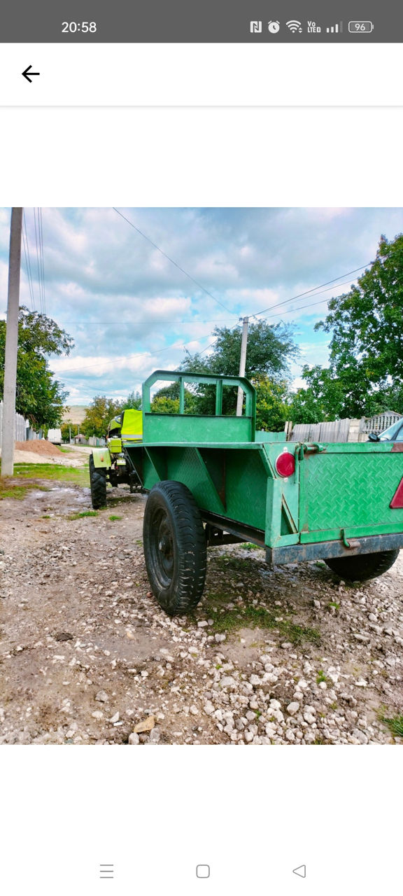 Se vinde minitractor 20 cai împreună cu remorca plug și freză.