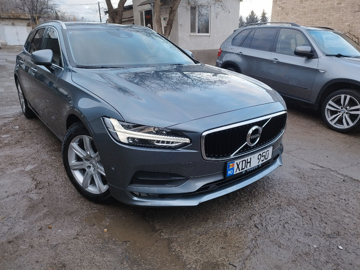 Volvo V90