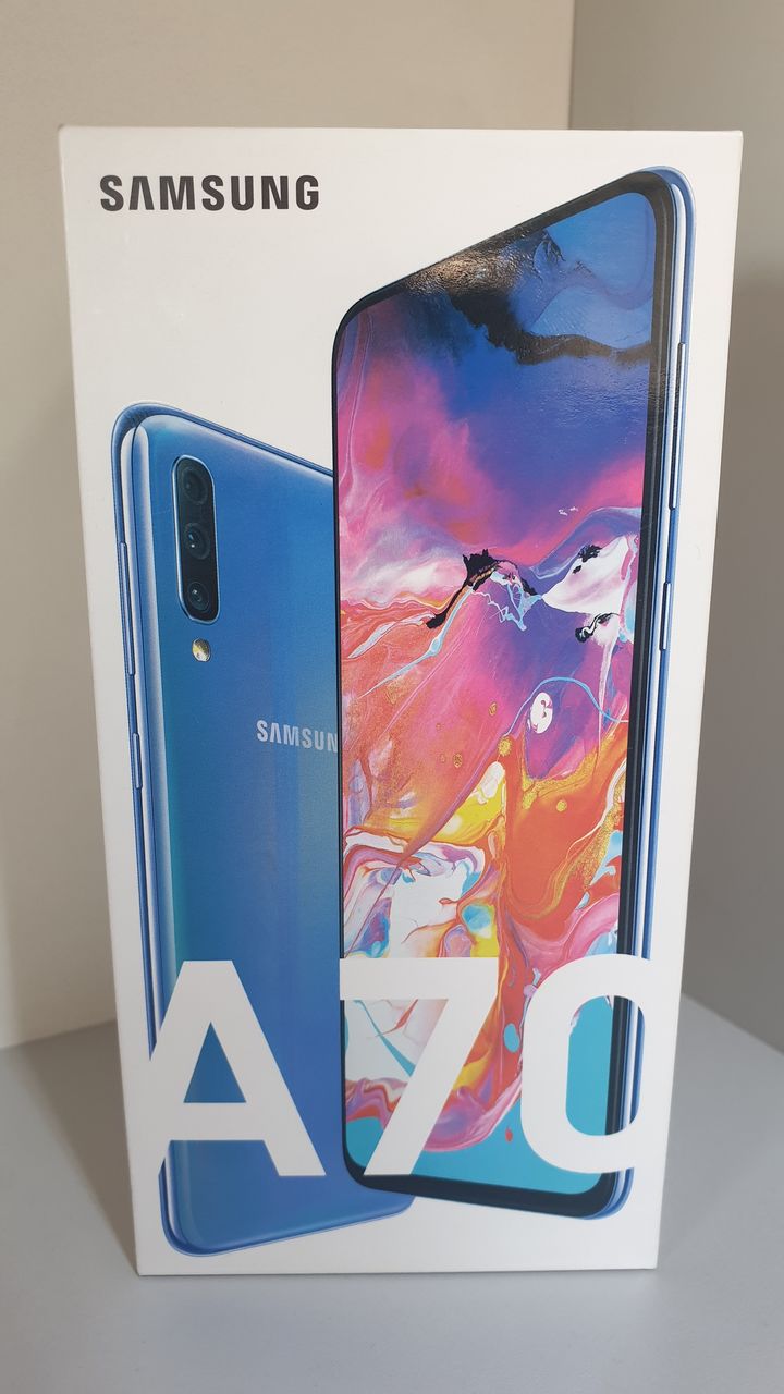 Samsung Galaxy A70 (Blue) new