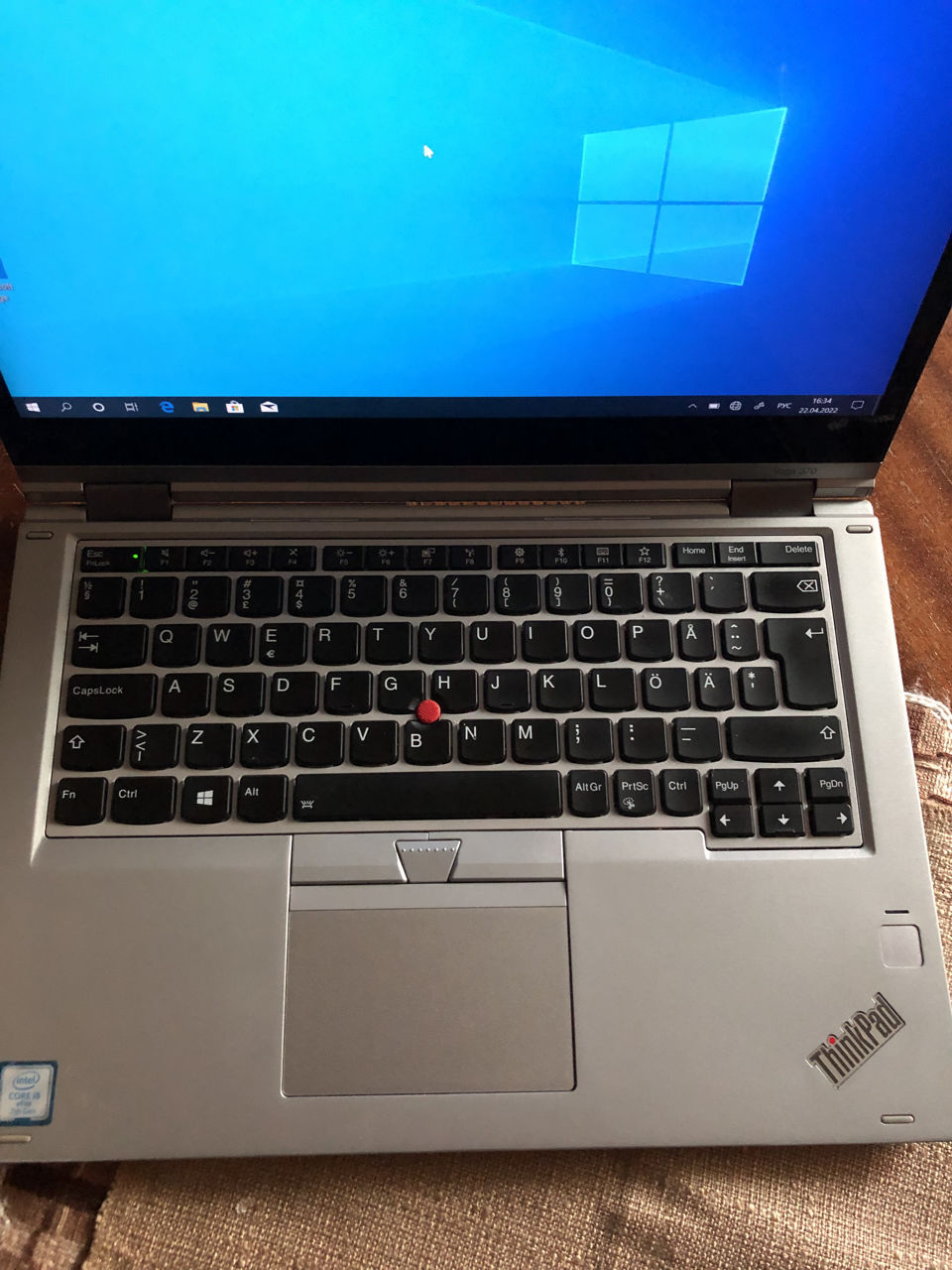 Ноутбук - планшет Lenovo ThinkPad Yoga 370 i5. Один из лучших 360 ...