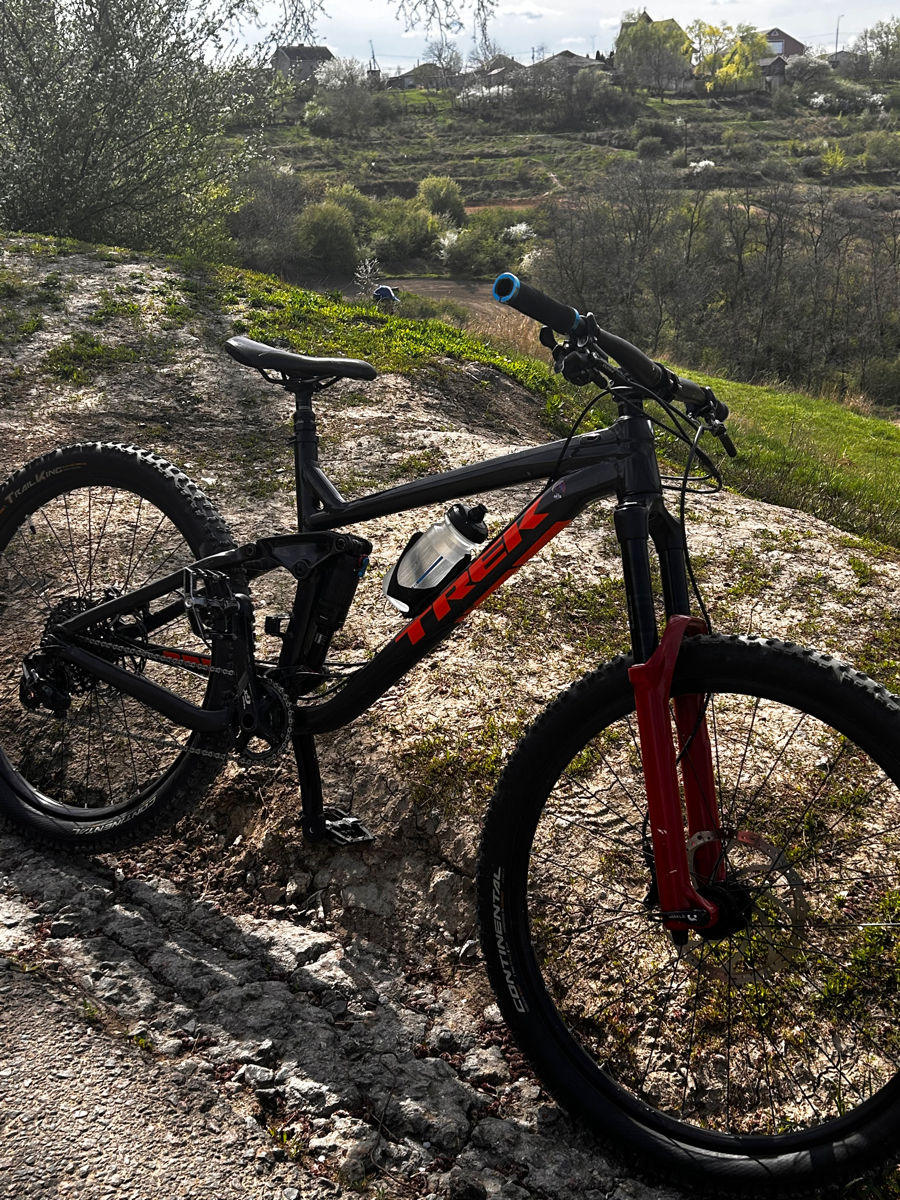 Trek slash 8
