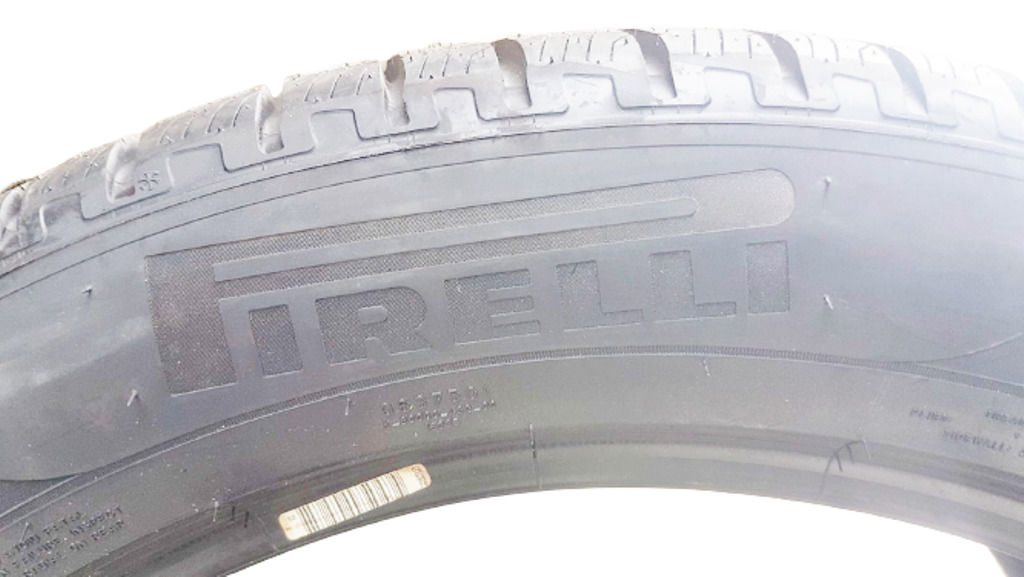 R21 315/40 anvelope Pirelli iarna (2 buc)