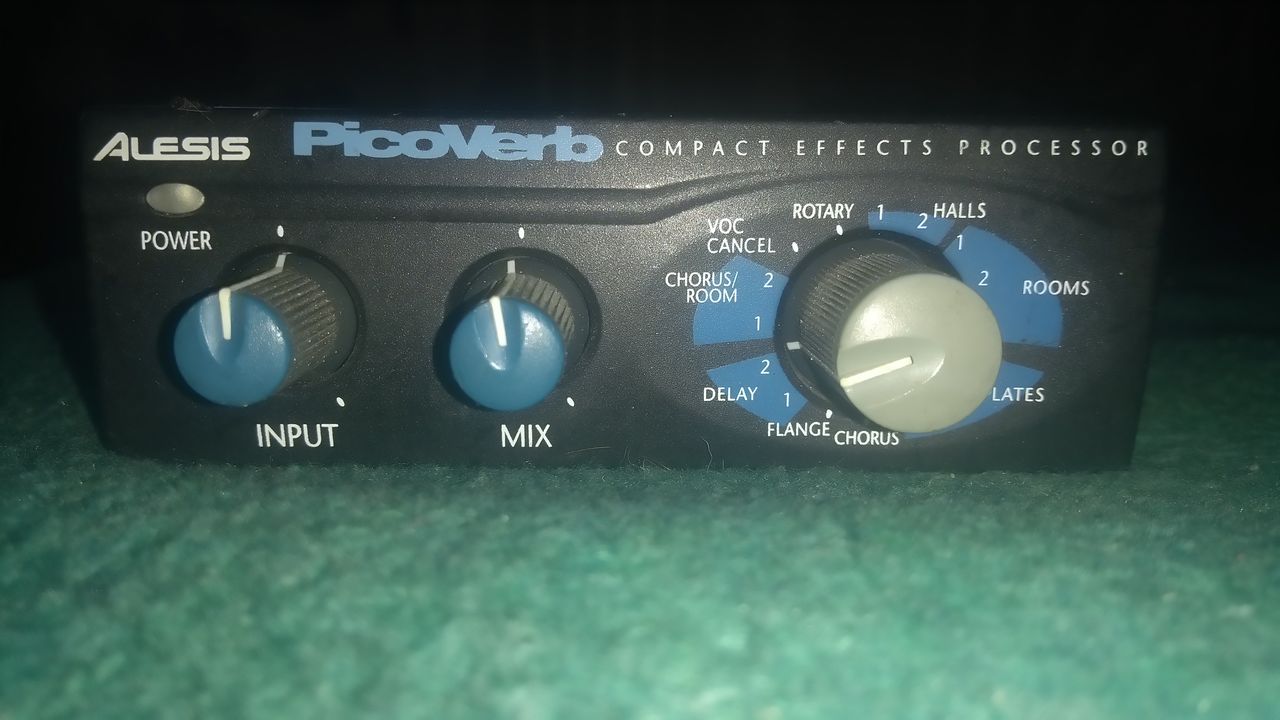 Reiver Alesis PicoVerb compact effects procesor