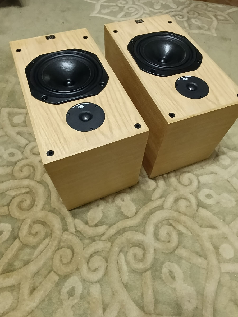 Monitor Audio R 300 la Pret de Urgenta!!!