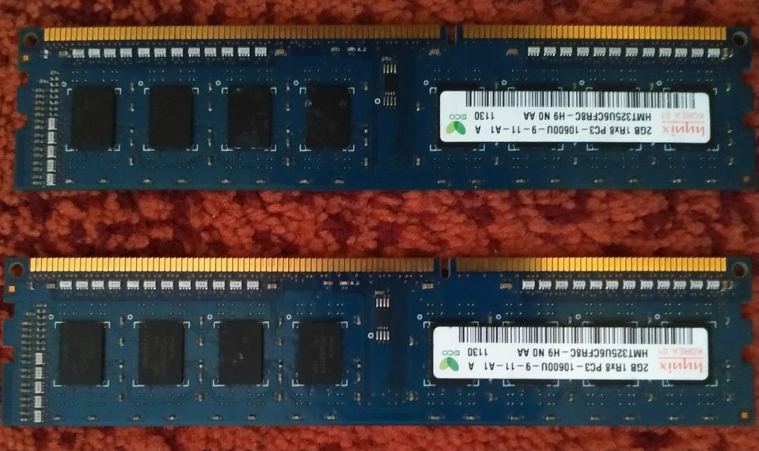 Продам 2 плашки оперативной памяти ddr3 по 2 Гб.