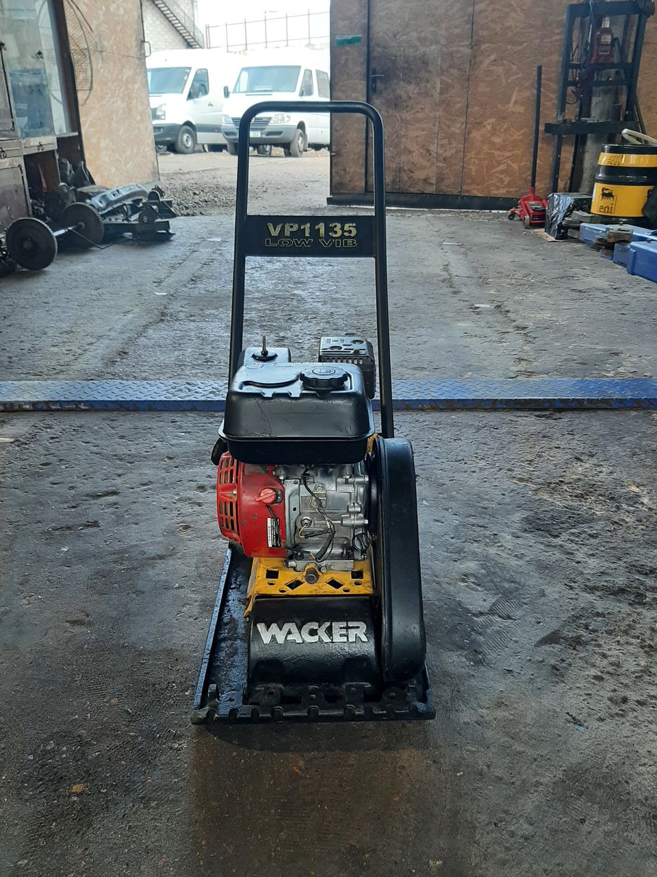 Vind vibroplita Wacker VP1135 , виброплита