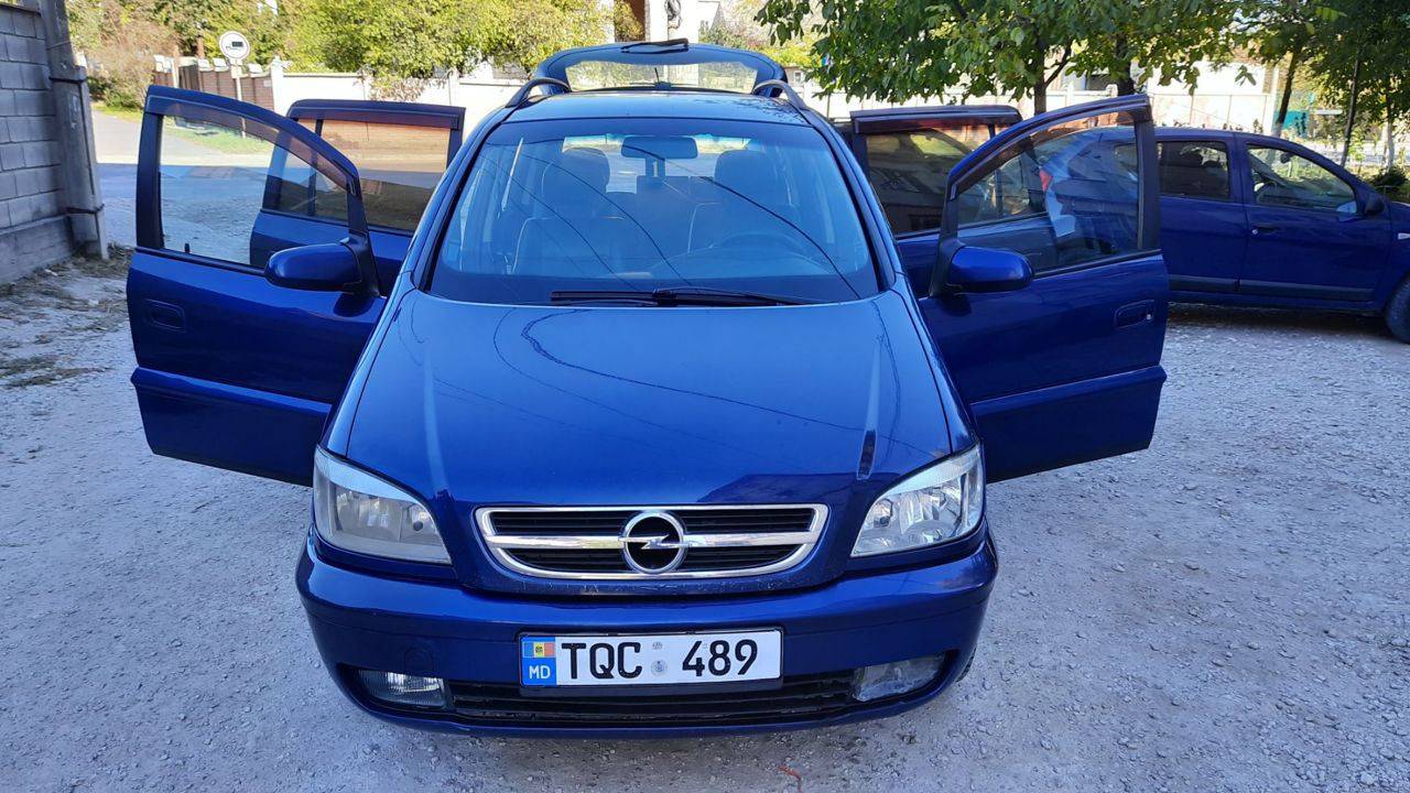 Opel Zafira