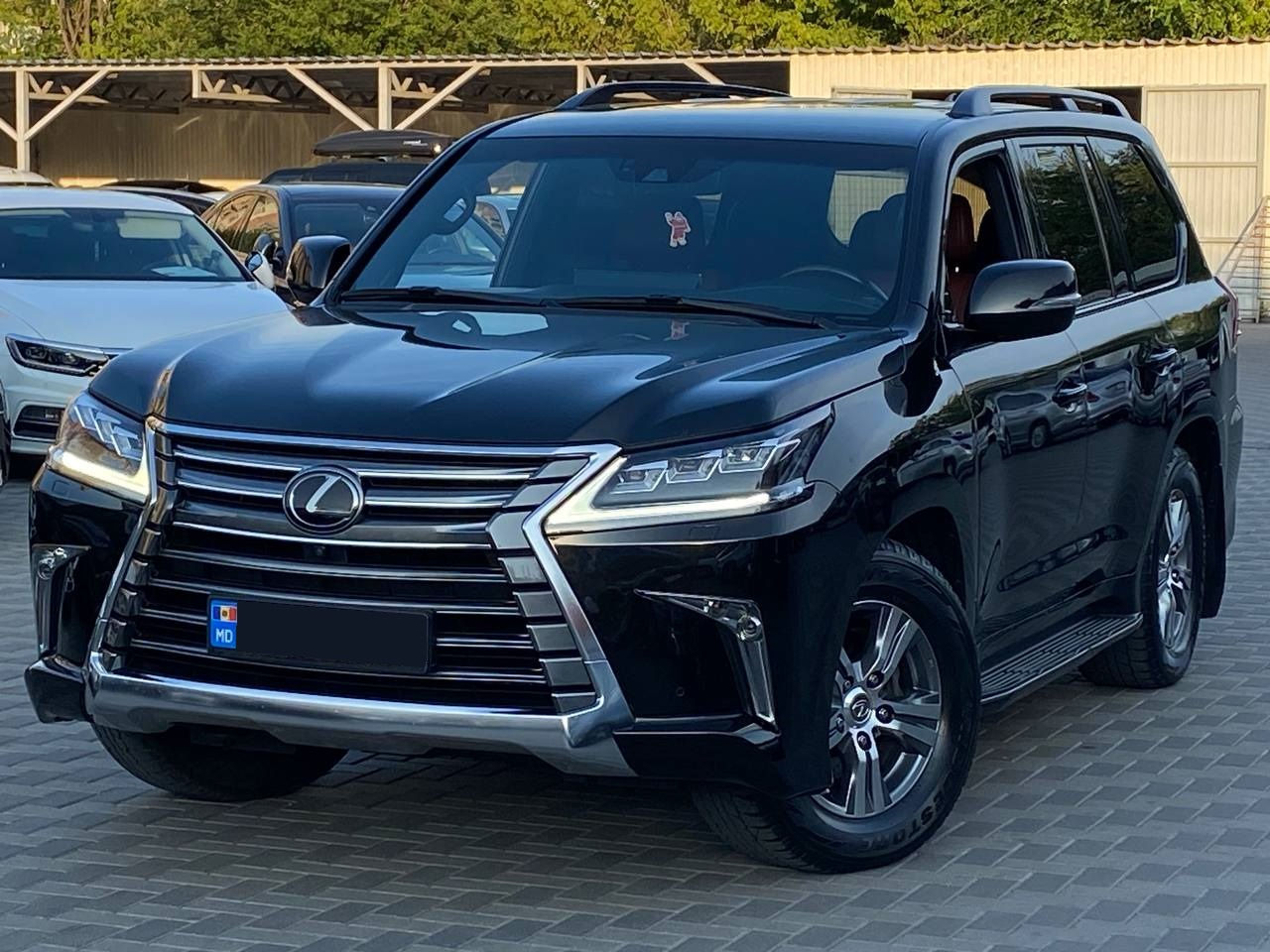 Lexus LX Series