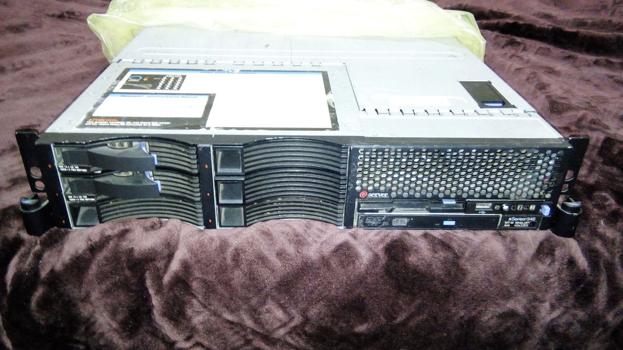 Server IBM xSeries 346