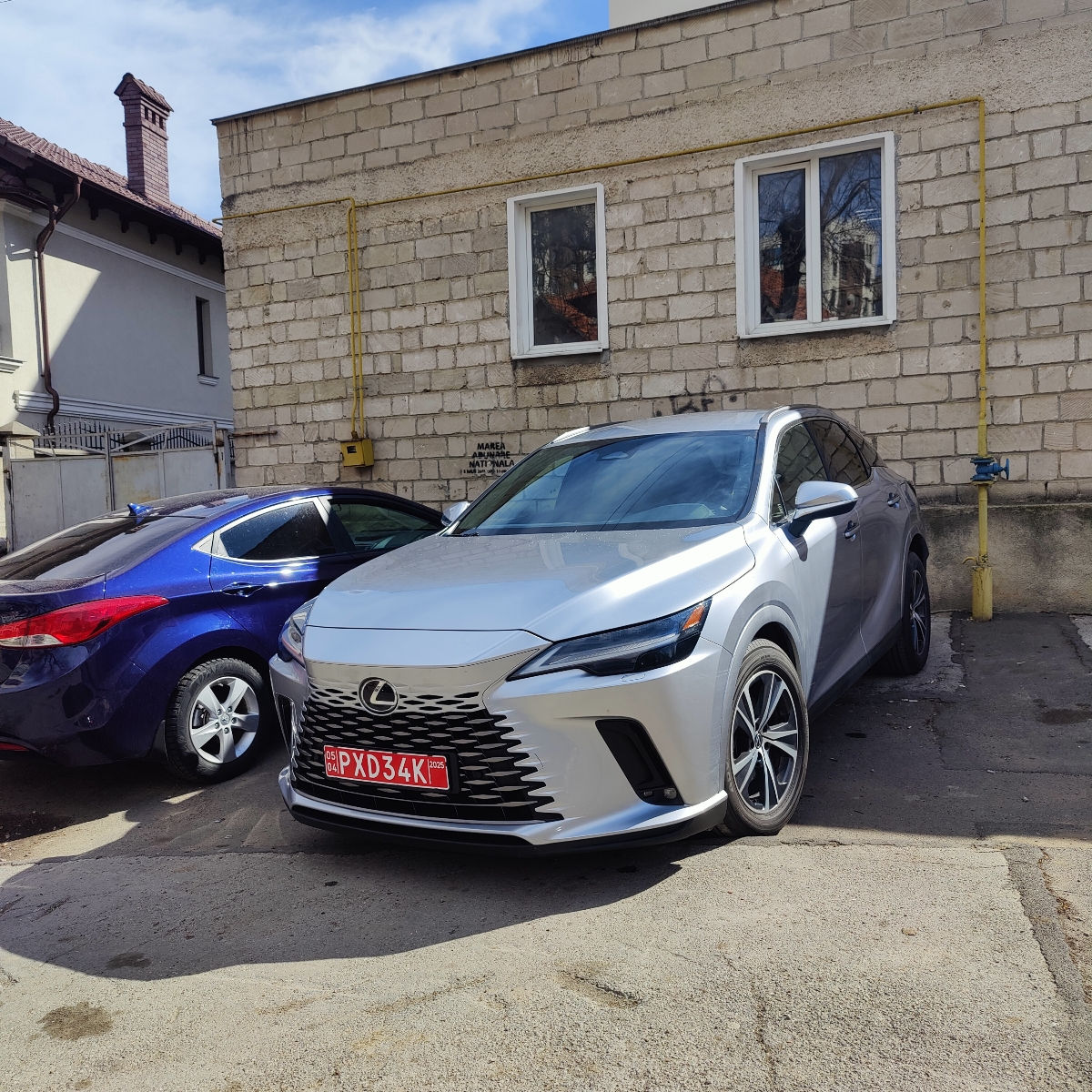Lexus RX Series an. 2024 cu rulaj 18000 km, Hybrid, 54500