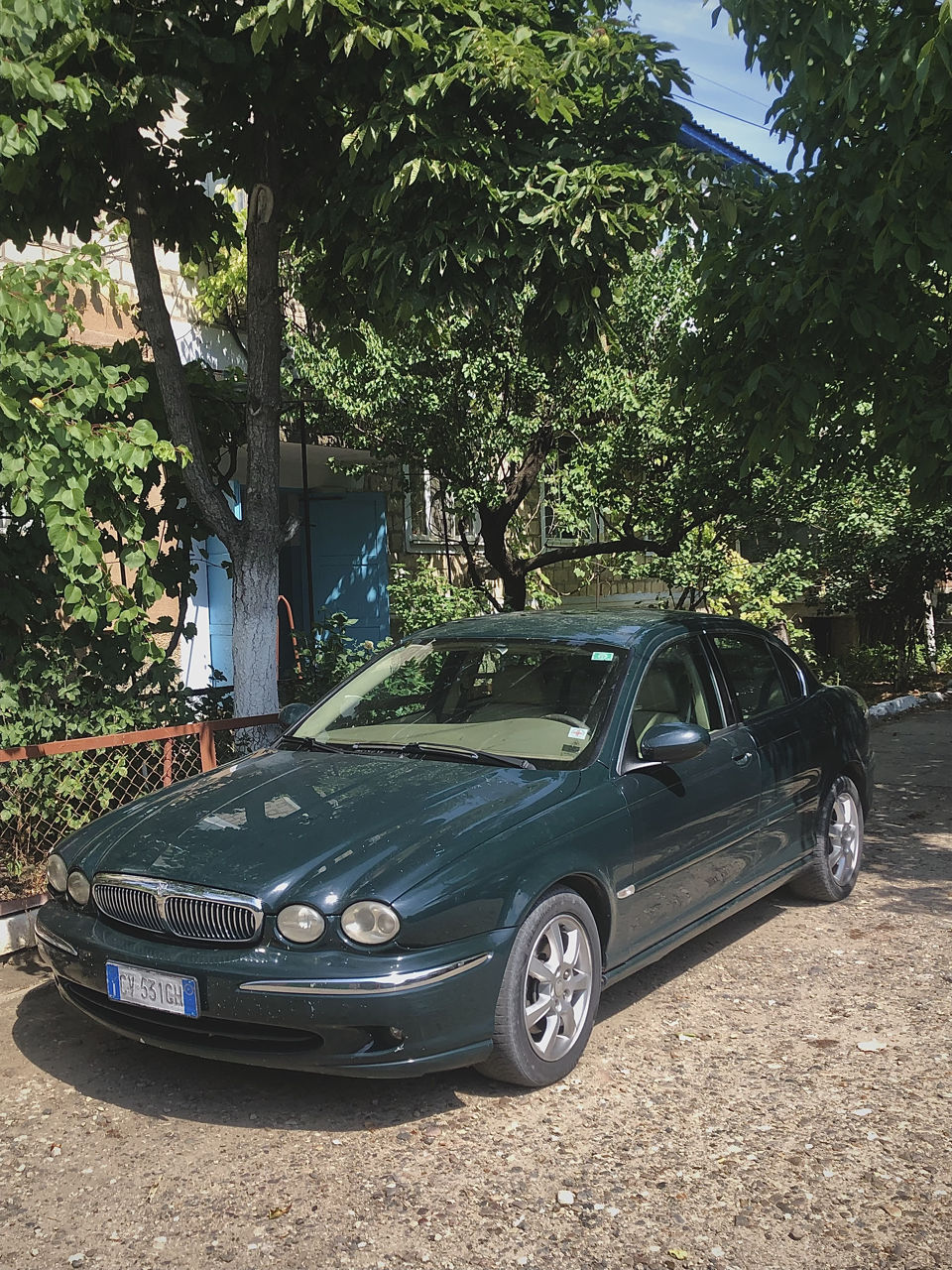 Jaguar X-Type