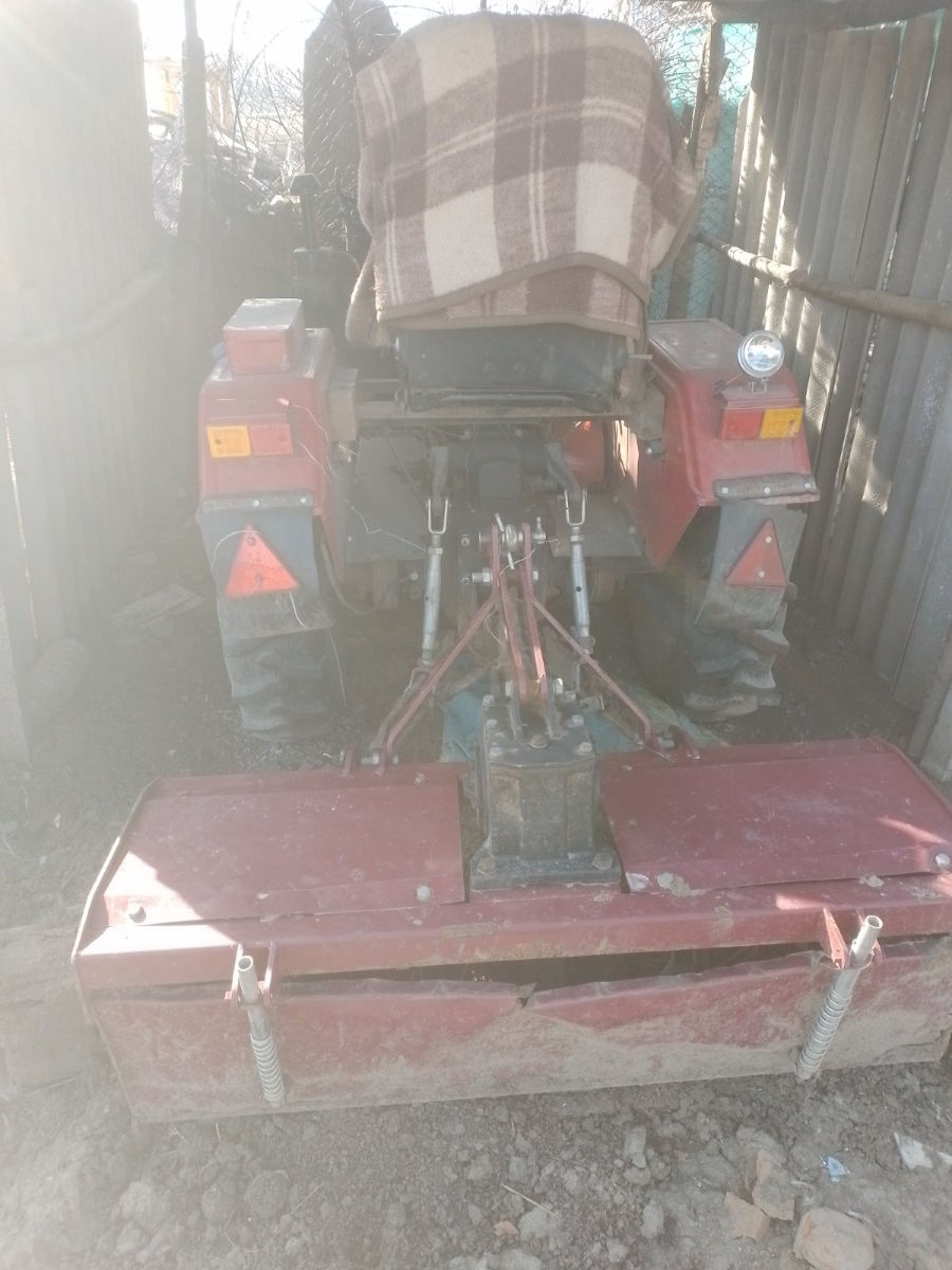 Se vinde minitractor