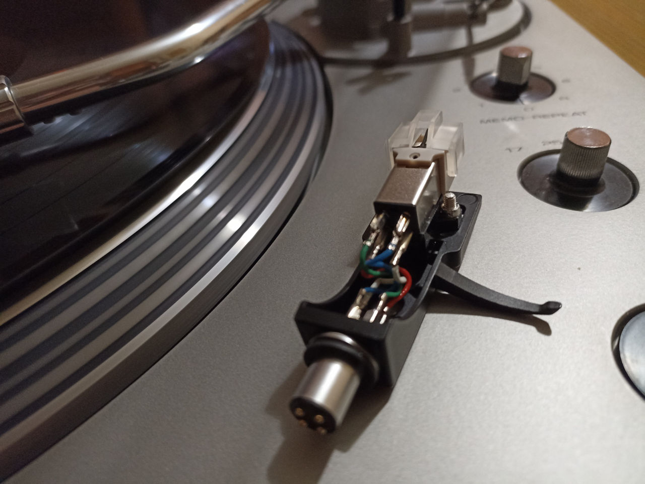 Новый виниловый картридж Audio Technica AT-3600 в сборе с новым Хедшелом