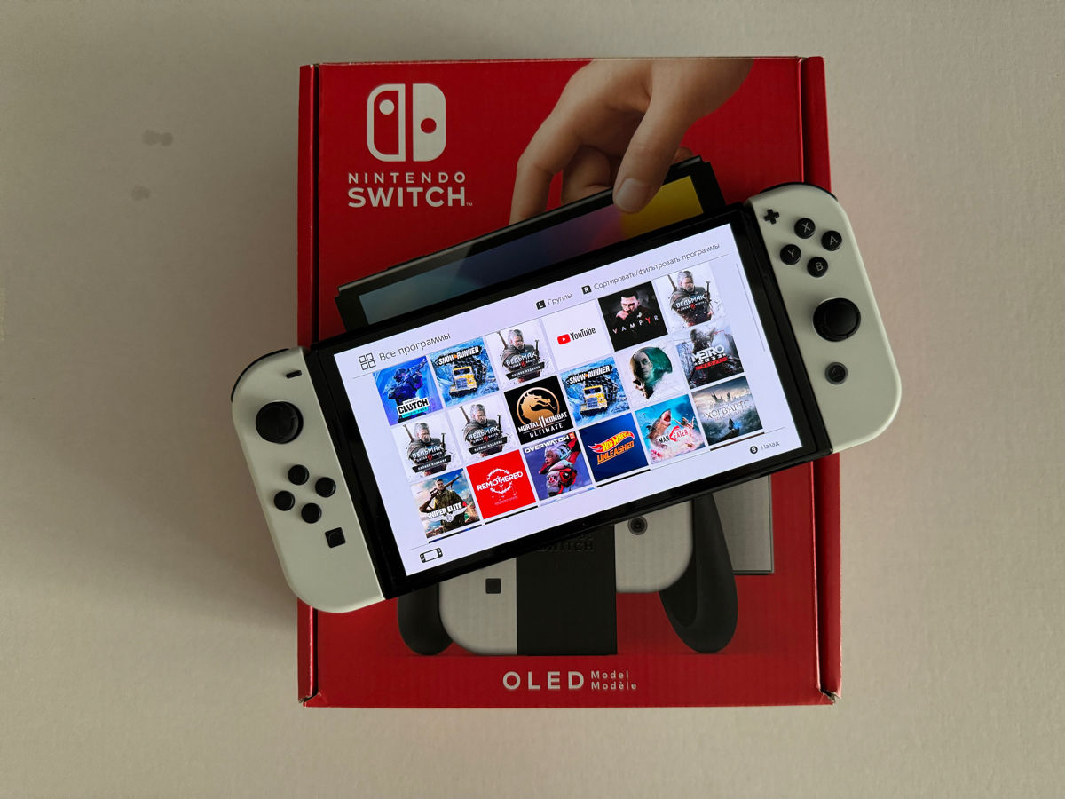 Nintendo Switch Oled - 5000 lei . Новый.