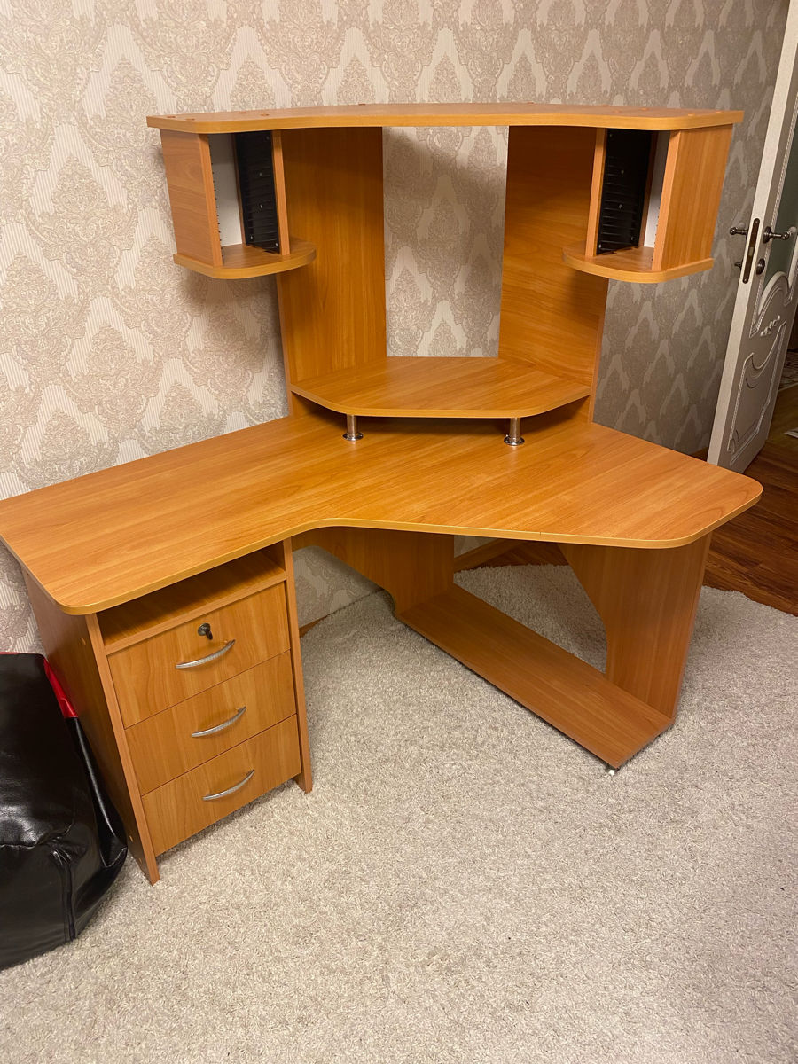 Masa pentru Calculator