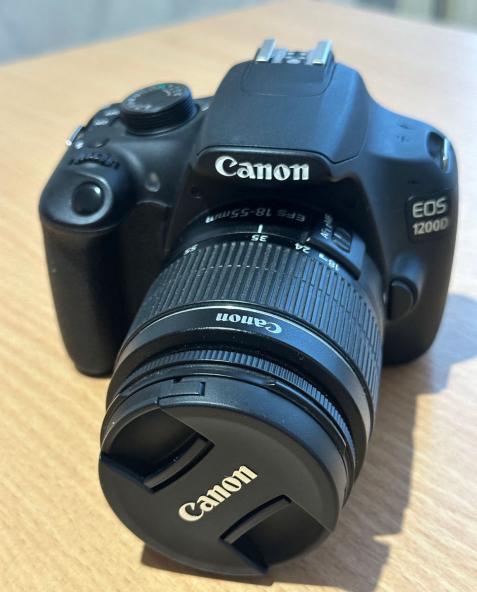 Canon 1200D + 18-55mm