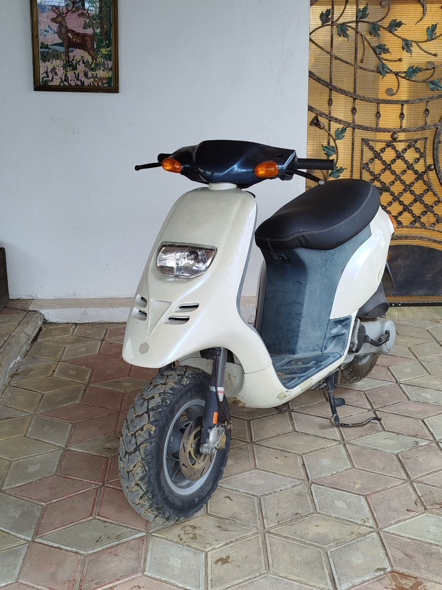 Piaggio Scuter Piaggio an. 2015 cu rulaj 12112 km, 350