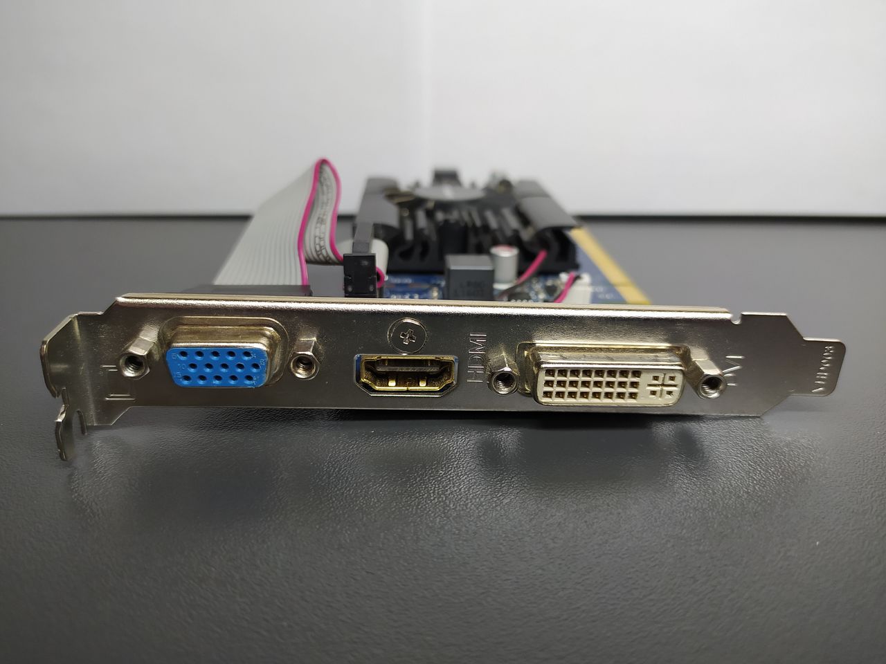 Gigabyte GV-N210D3-1GI rev. 6.0