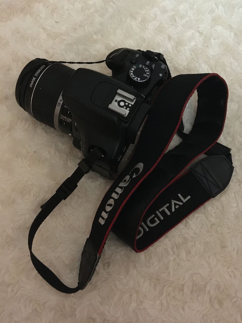 Cannon 550 D