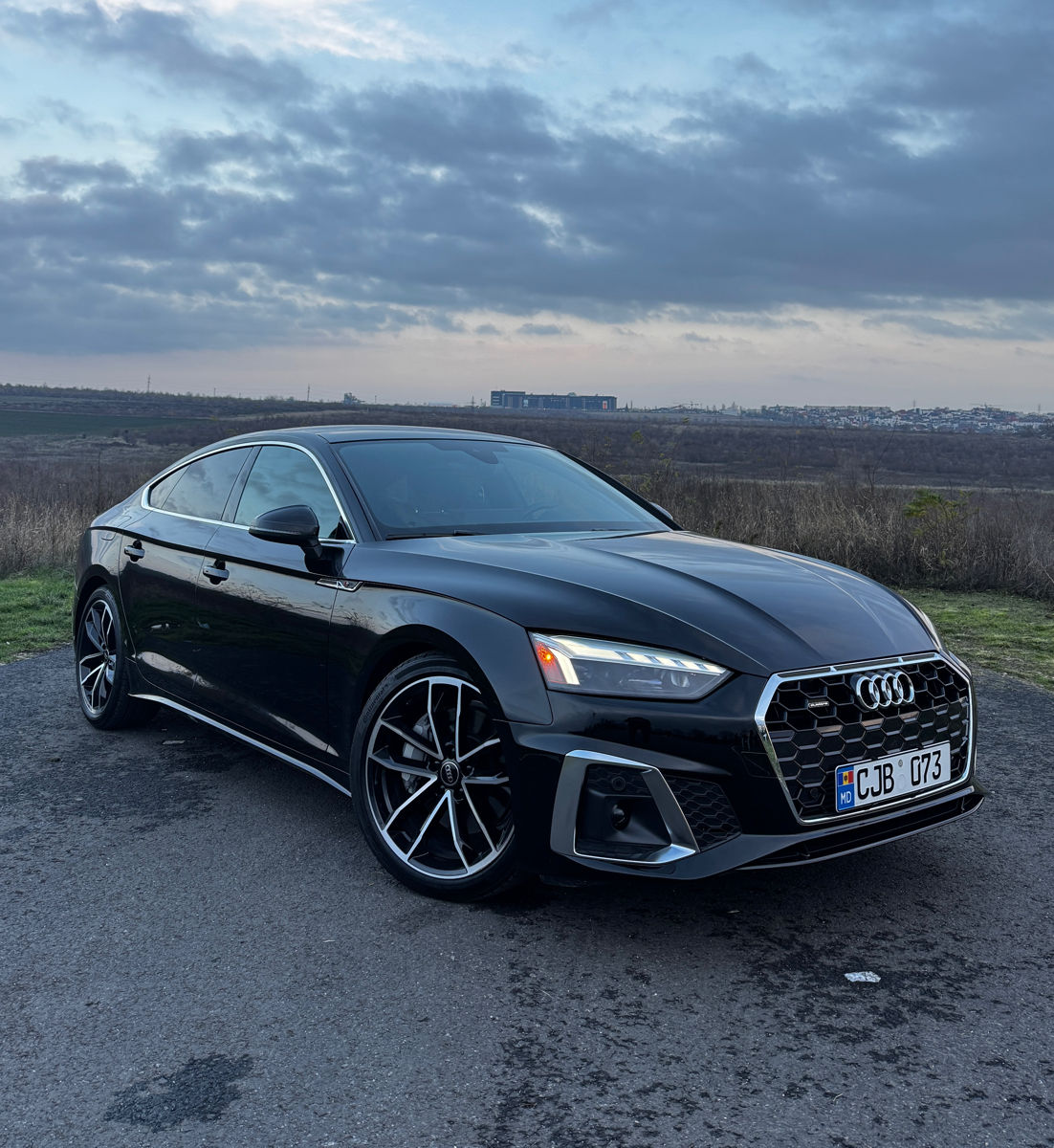 Audi A5 an. 2024 cu rulaj 12500 km, Benzină, 34990