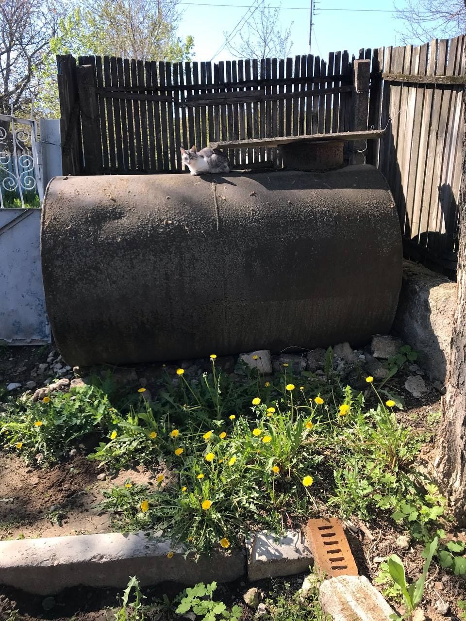 Продам железную бочку для воды 2,2т