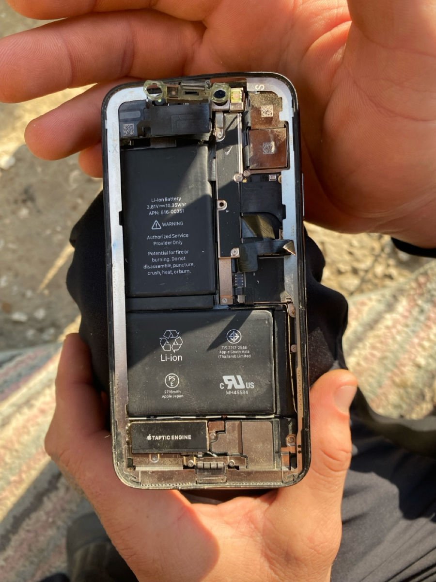 Vând iphone x la piese