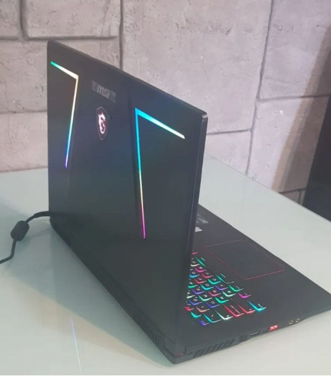 Gaming MSI GE73 Raider 8RF
