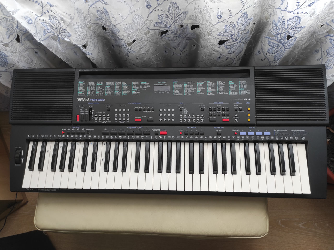 Sintezator"Yamaha PSR-500"