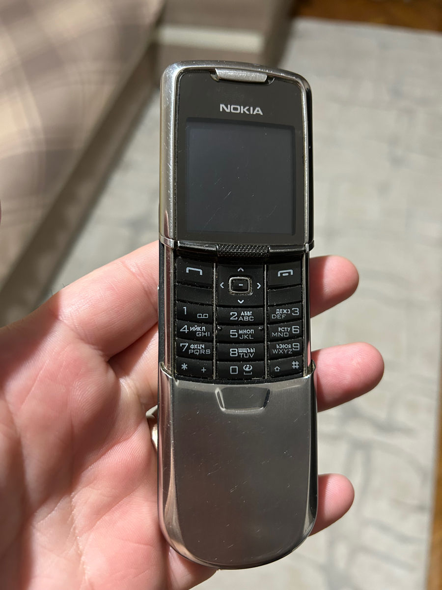 Clasica Nokia 8800 Silver