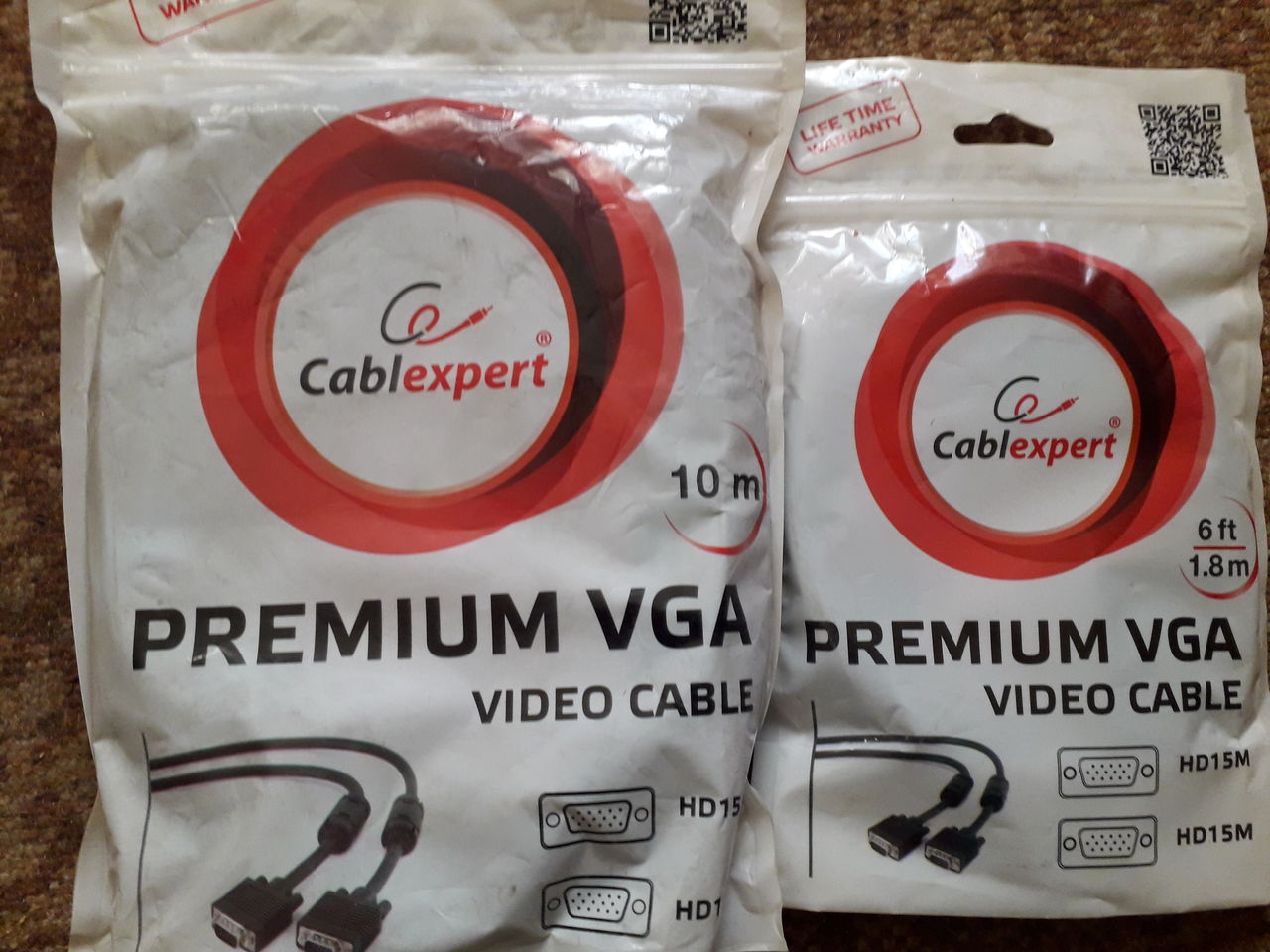 Продам кабеля VGA новые в упаковке, длина 1.8м и 10 м премиум класс
