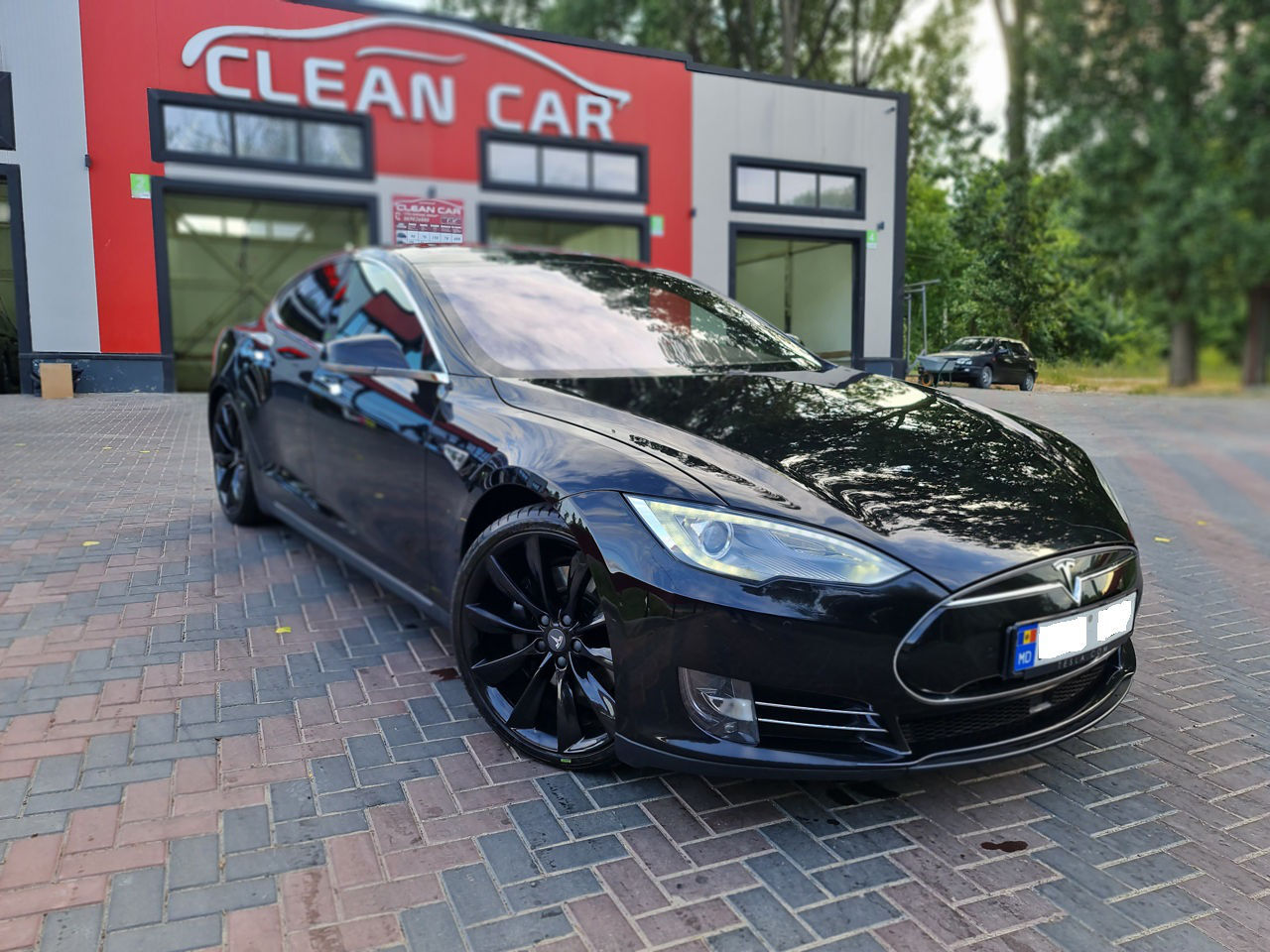 Tesla Model S
