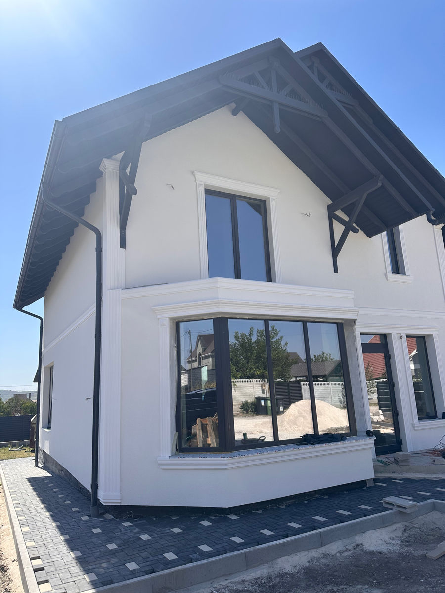 Casa individuala in comuna Bacioi